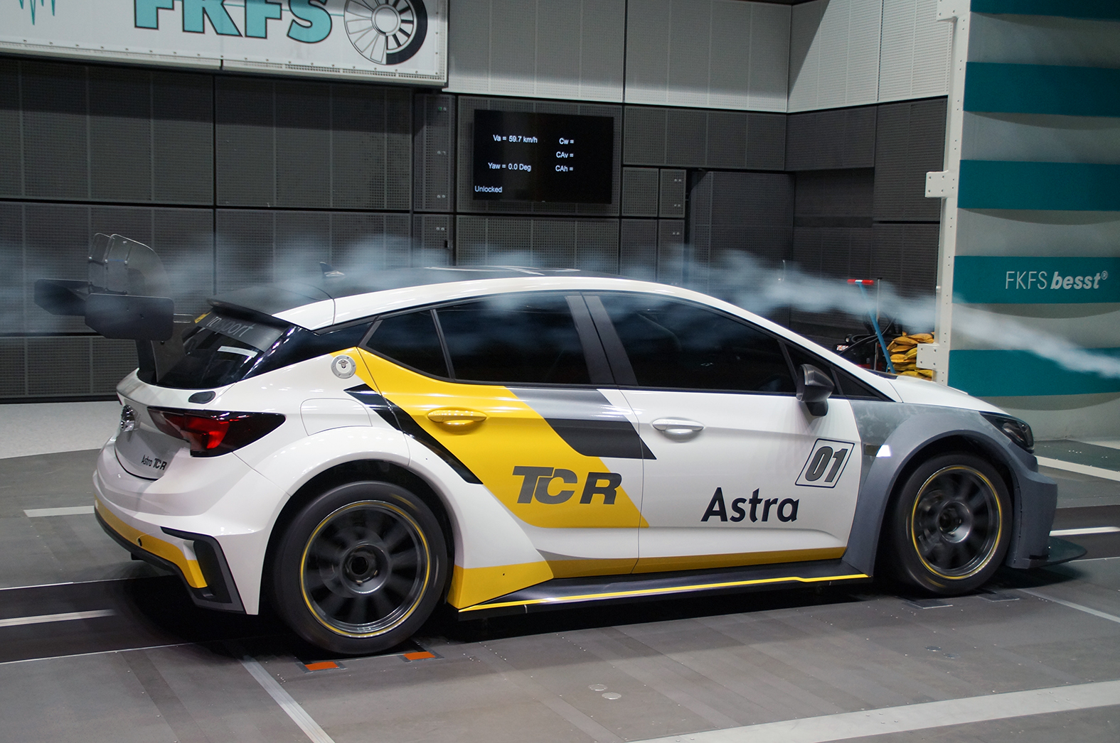 Astra TCR – The Whole Package - Opel POST