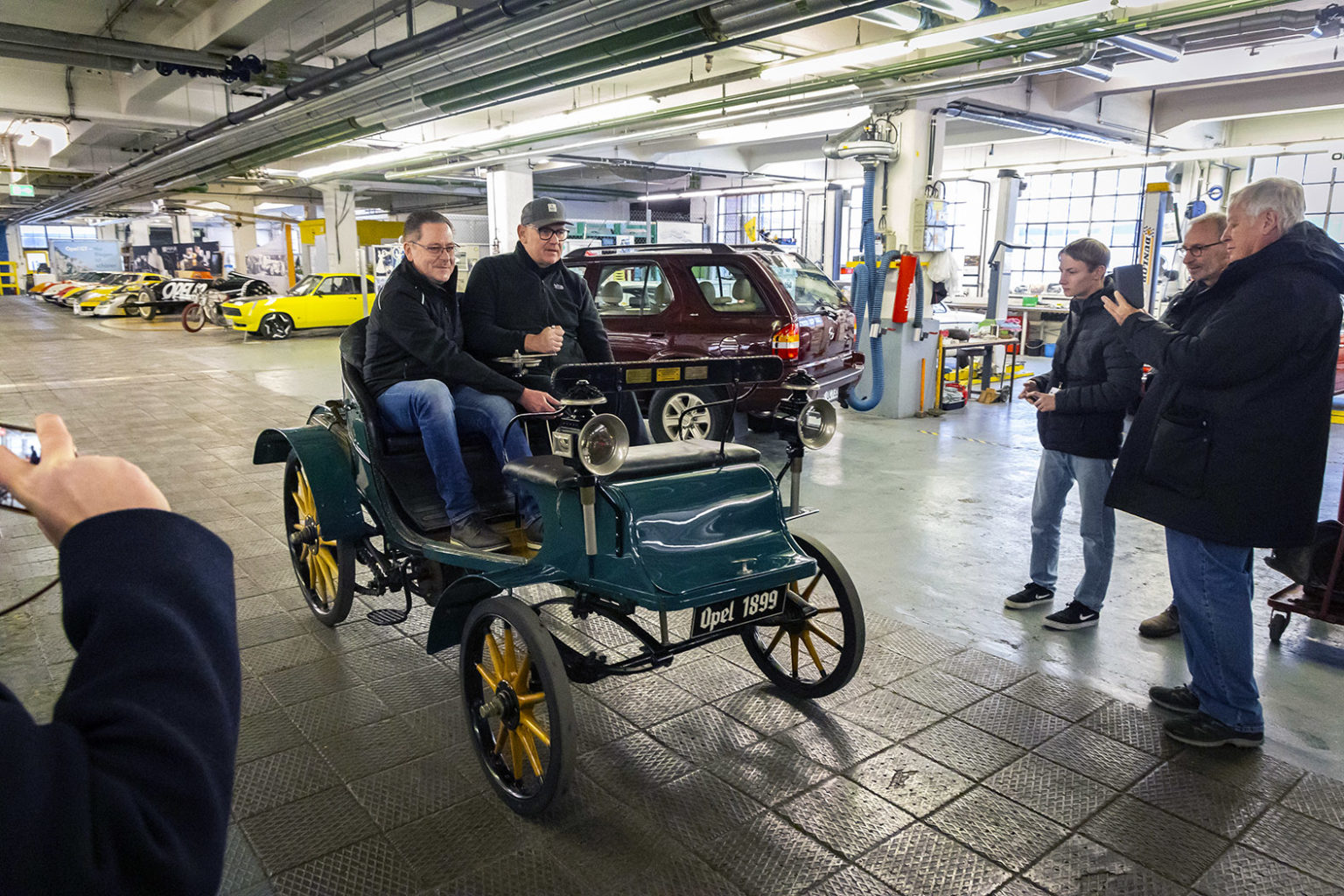 Opel-DNA hautnah erleben - Opel POST