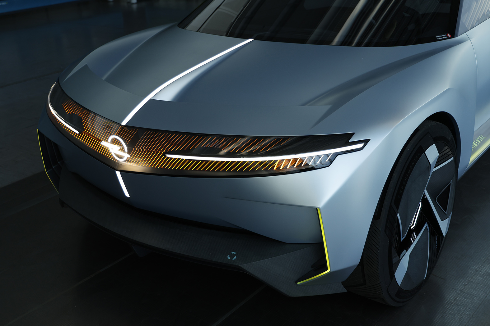 Opel Design Up-Close - Opel POST